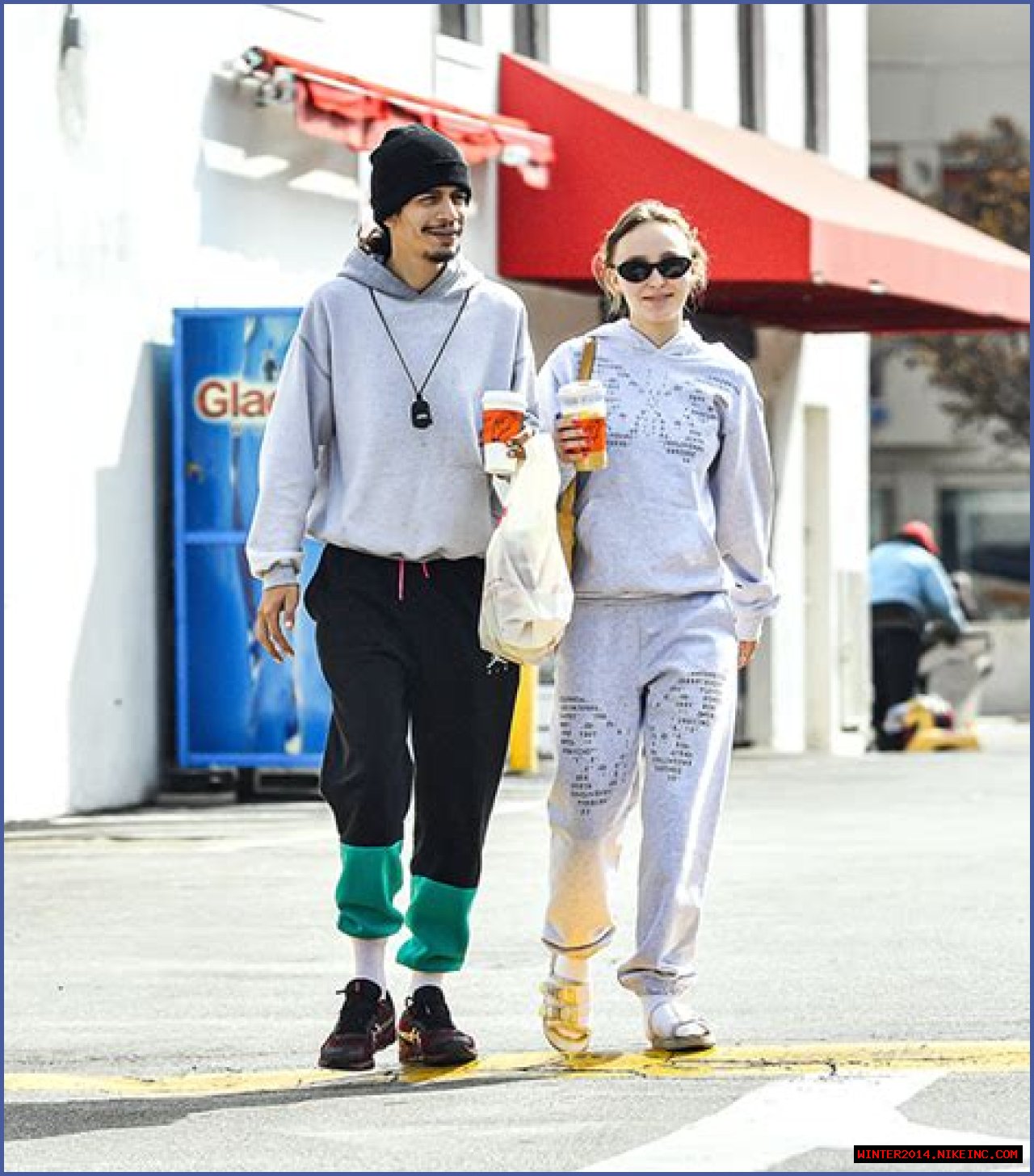 Ungkap Rahasia Kekayaan, Profil, Dan Fisik Lily Rose Depp